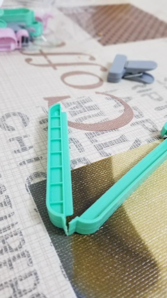 Cheap Vacuum Sealing Clamp Bag Clips Food Storage Bag Sealer Portable ...