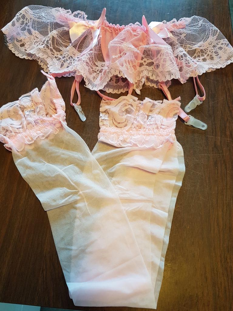 Cheap Women's Sexy Sheer Lace Top Thigh-High Stockings Garter Belt ...